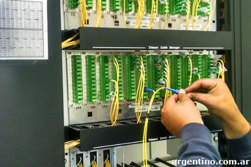 Instalaciones de telecomunicaciones , fibra óptica ftth,: teléfono y ...